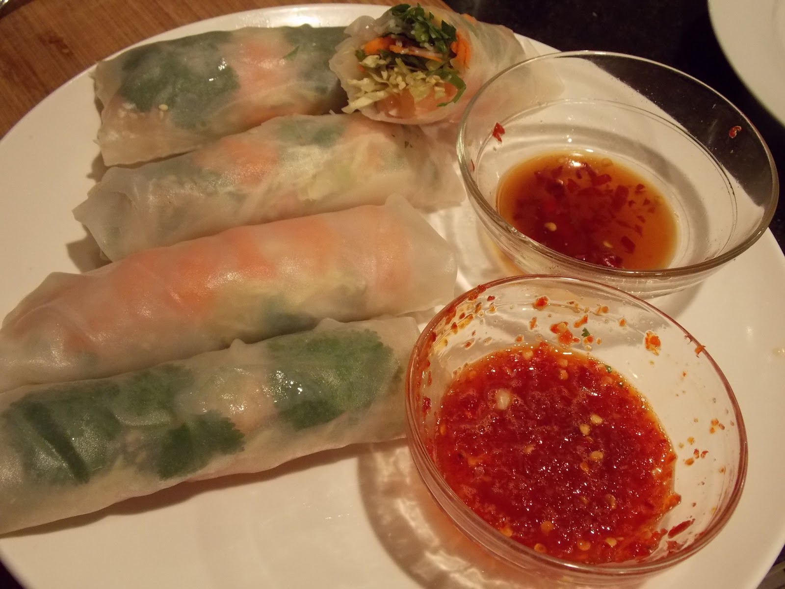 Sunset Chillies: Rice paper rolls with sweet chilli sauce