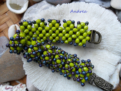 Bandrea's Beads: Centipede