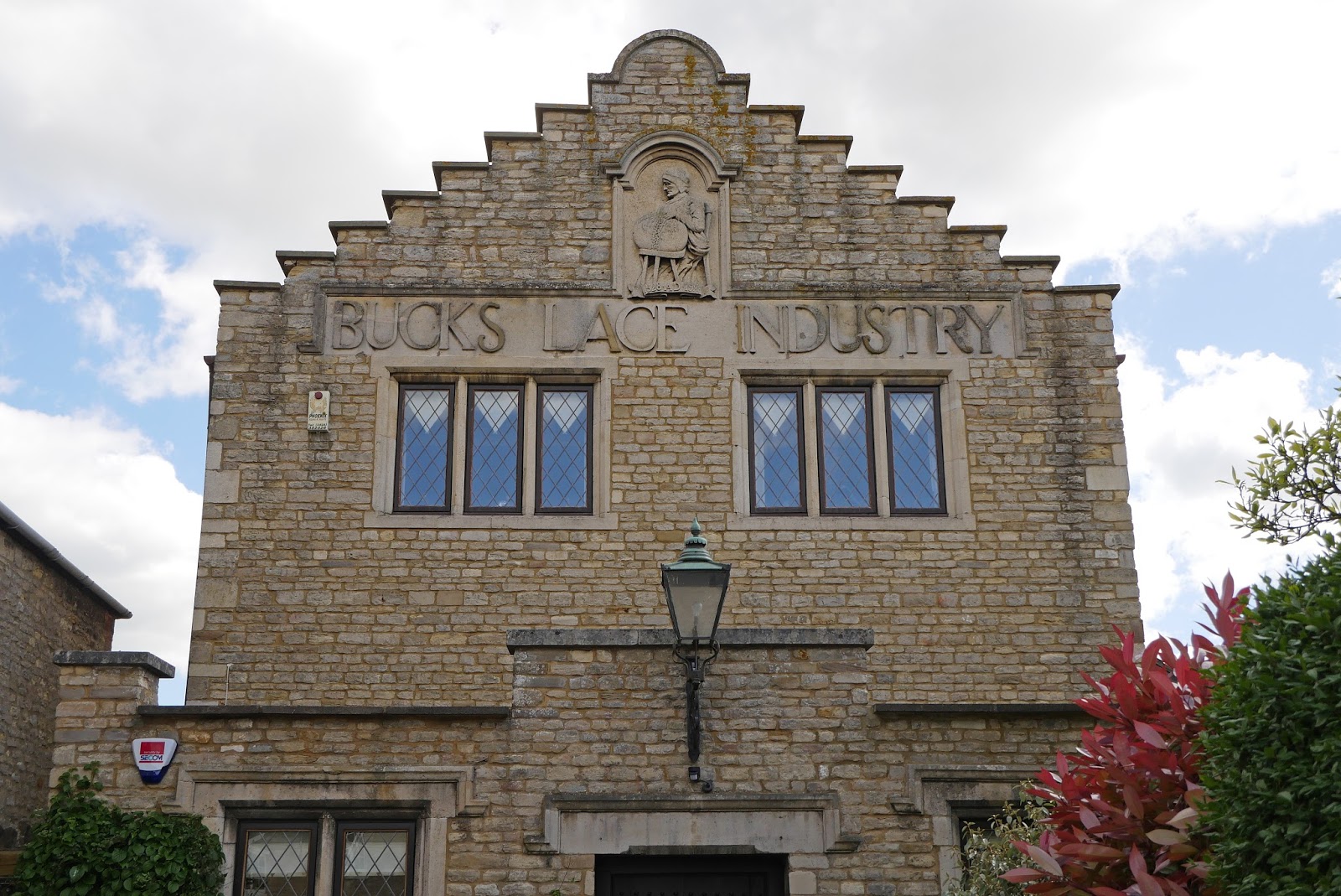 Walking in the country: Olney, Clifton Reynes and Emberton