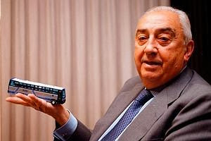 velino al dia: HEMOS PASADO UN AÑO SIN EL, MÁS VINE EN EL RECUERDO