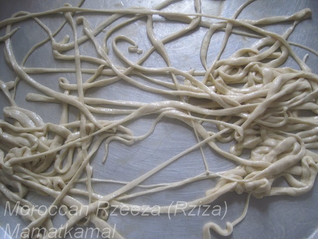 رزة القاظي-رْزِيزَة /Traditional Handmade Moroccan Rzeeza or Rzate ...