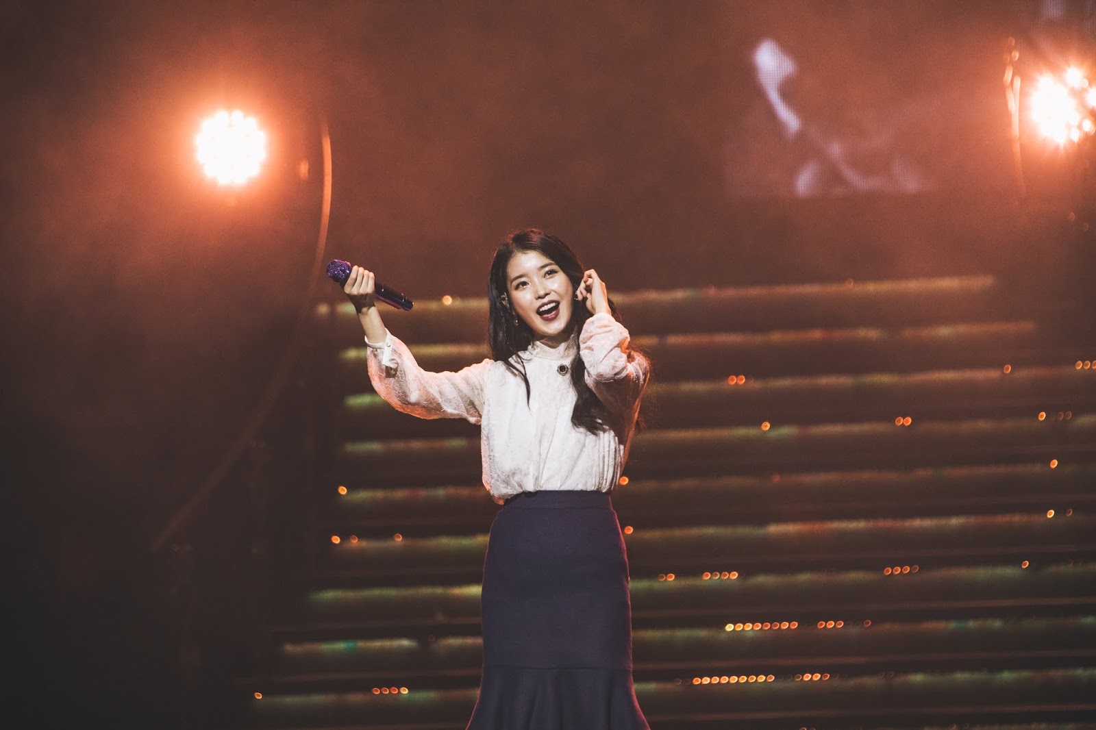 IU a night with her remarkable '이지금 dlwlrma' concert in Singapore