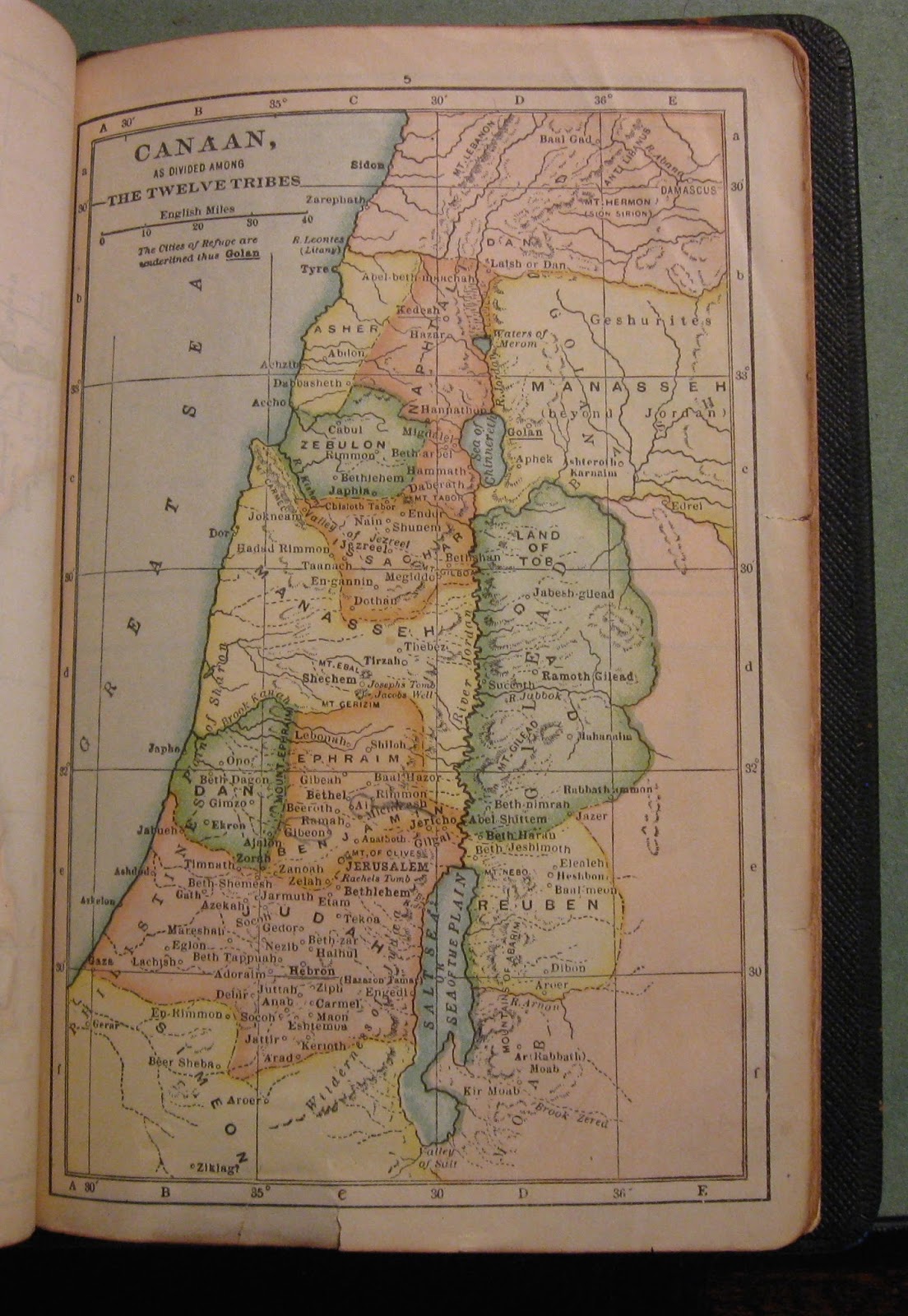 Tripping Over My Roots: Treasure Chest Thursday - Arthur Matthews' Bible