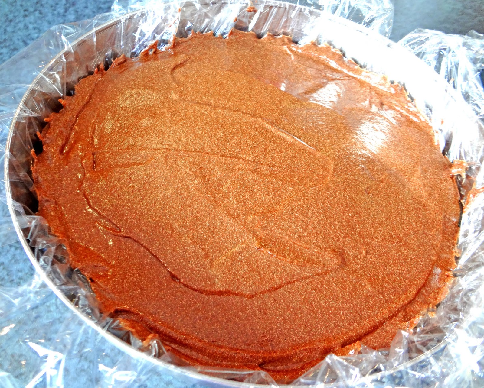 Eryn Pâtisserie: Happy Easter - Bombe de Mousse au Chocolat et Framboise