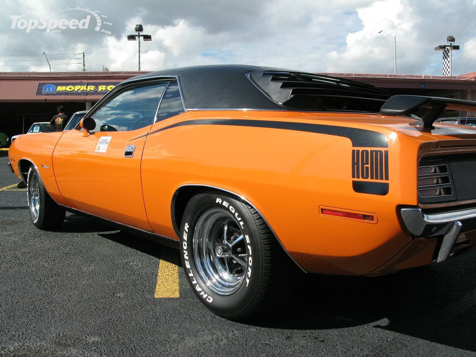 Classic Car Information: 1970 Plymouth Hemi Cuda by a stunning $ 3.2 ...