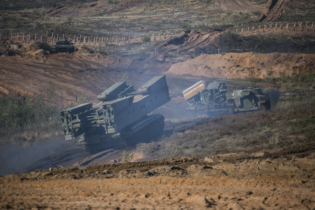 Gur Khan attacks!: МТУ-72: "редкий зверь" засветился на учениях "Запад-2017"