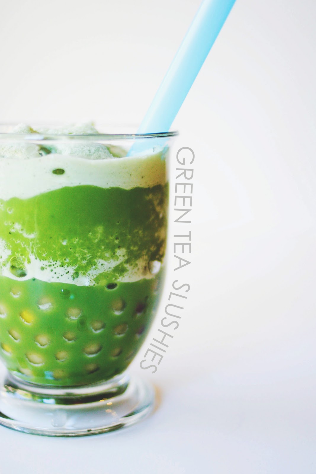 Une-deux senses: Matcha Green Tea Slushie with Boba