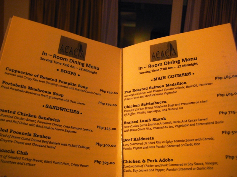 Anagon: Acacia Hotel: Room Tour!