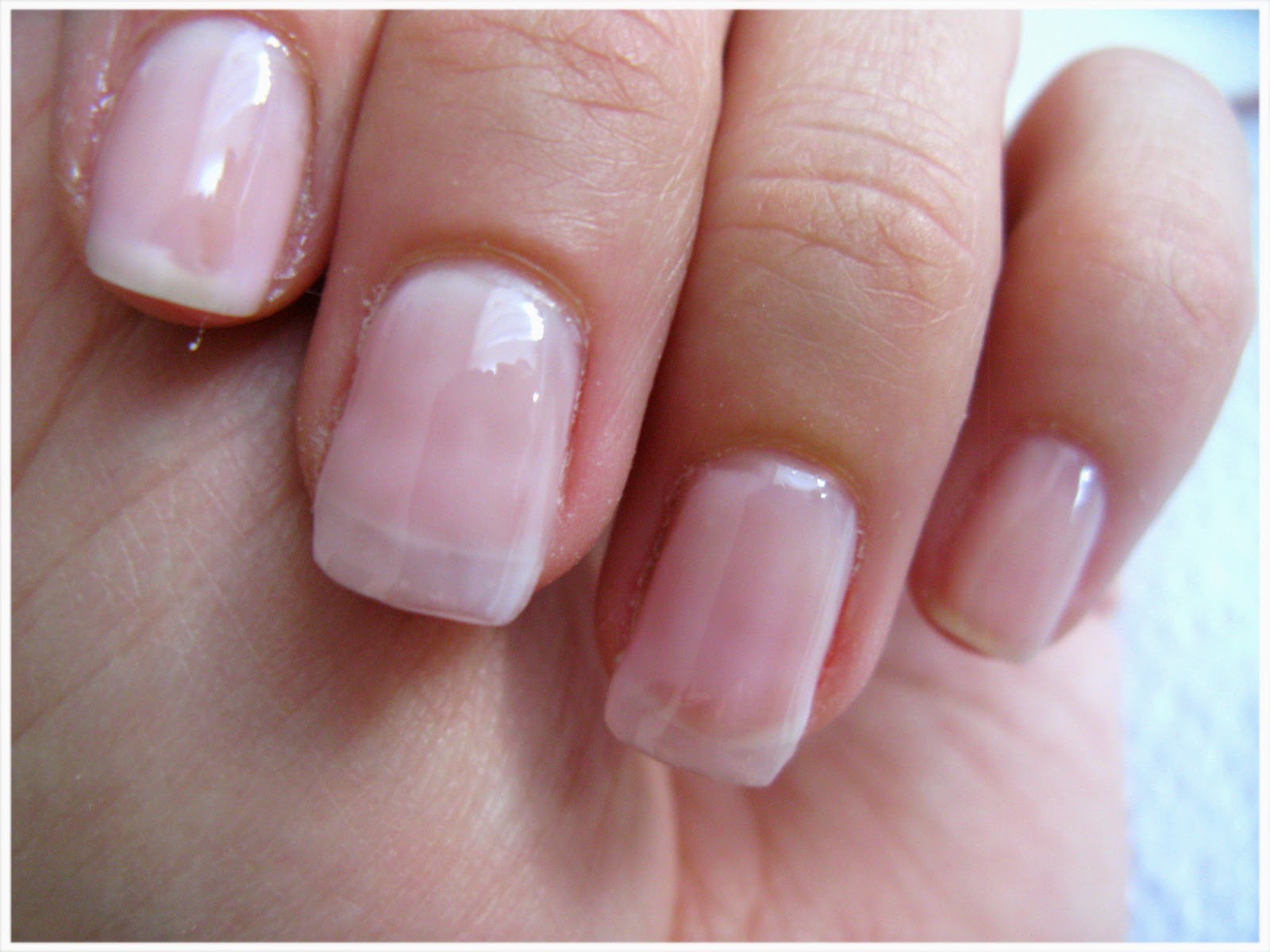 petra-justbeauty: Francúzska manikúra s použitím gellaku+ postup!