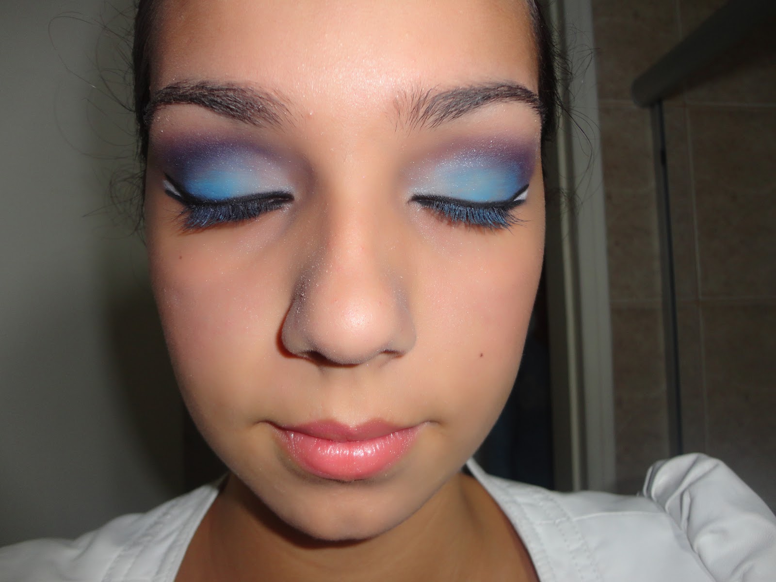 Pronta Para Brilhar: Make azul e roxo