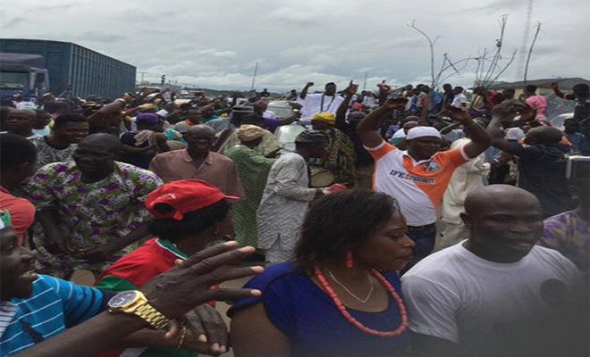 More photos from Ooni of Ife designate's entrance into Ile Ife