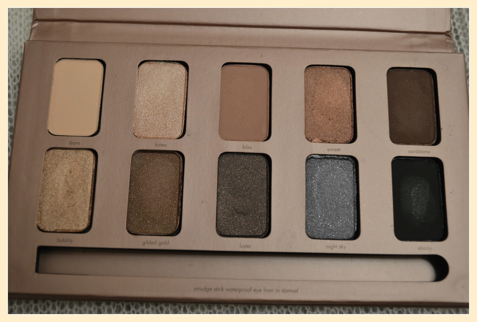 Simply Glamorous : Stila In The Light palette