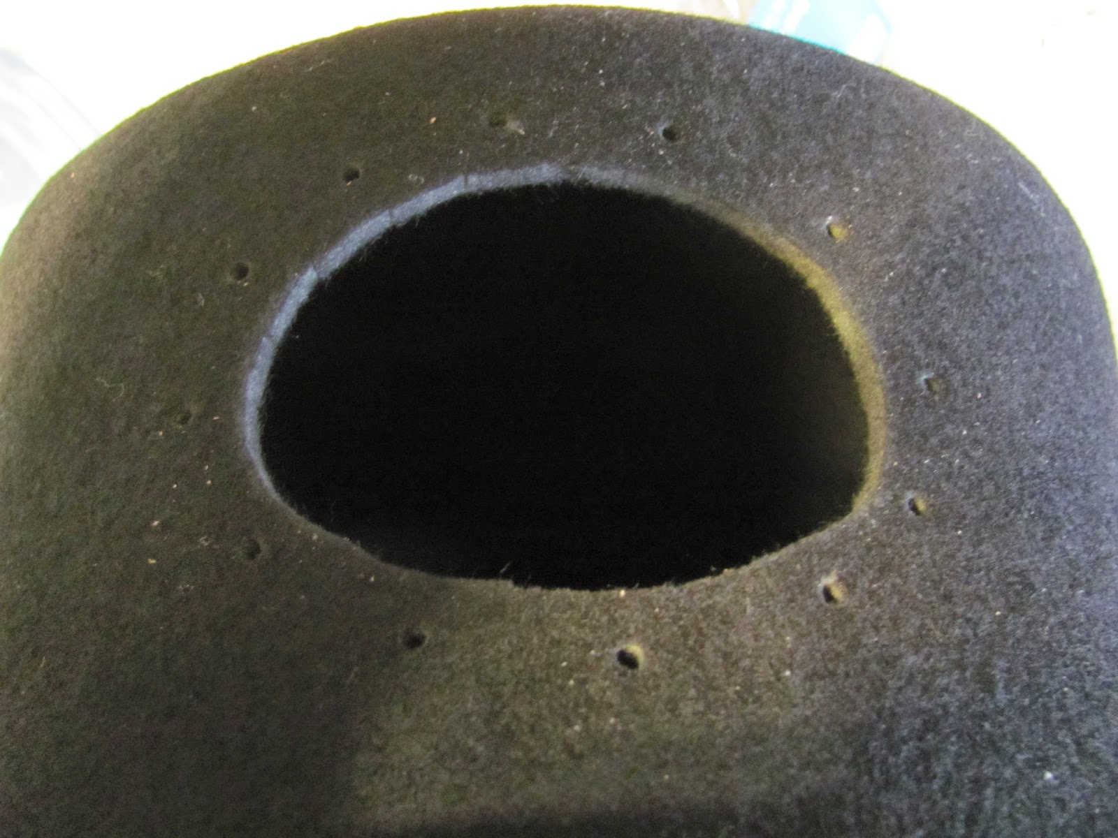 Diary of a Wandering Costumer: Steampunk Vented Top Hat