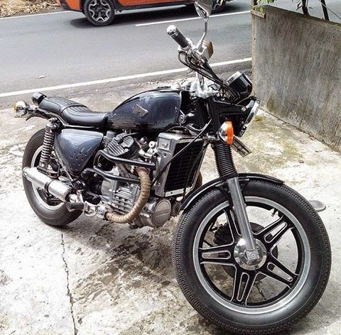 FORSALE: Honda CX400 Jarang Ada - BALI - LAPAK MOBIL DAN MOTOR BEKAS