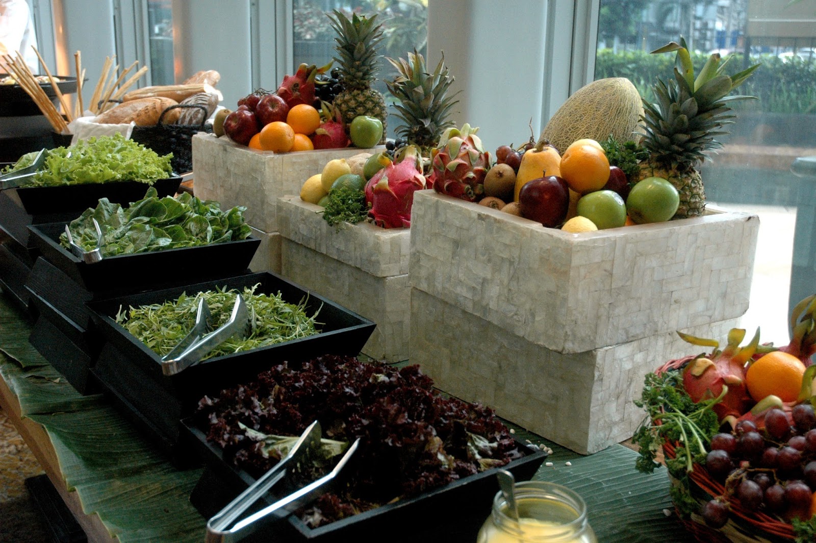 DUDE FOR FOOD: It's Definitely More Fun in Spectrum: The Awesome Sunday ...