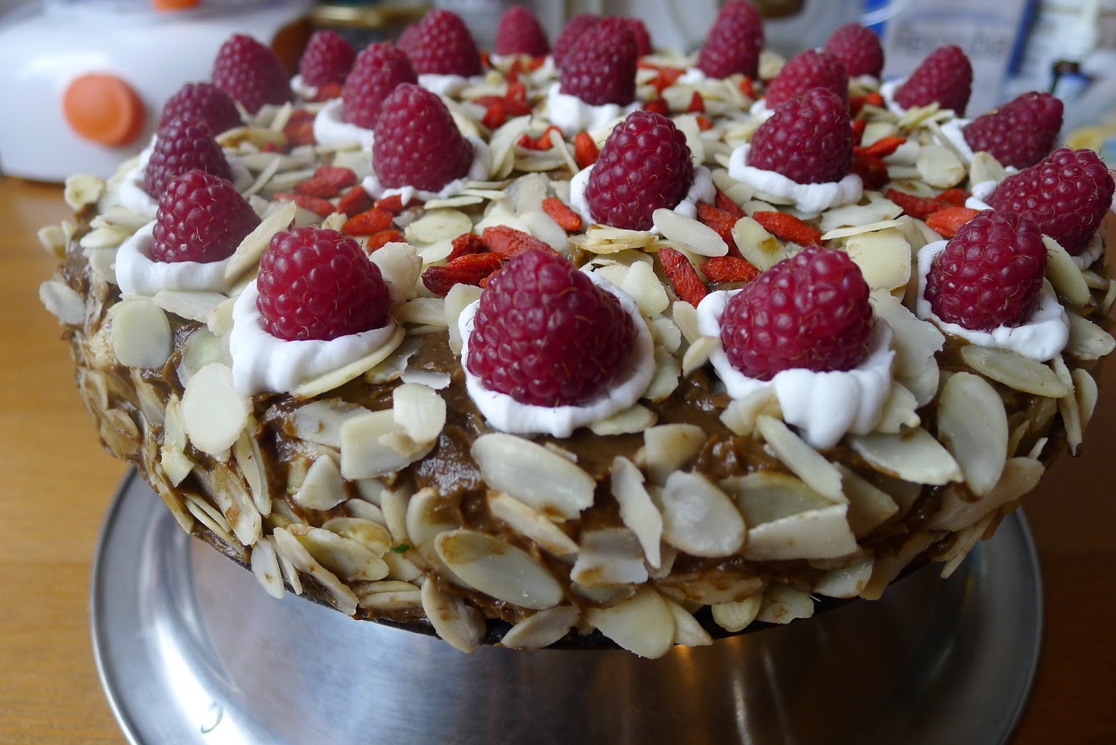 Wege BLW: Tort urodzinowy (bez mąki, bez cukru, wegański)