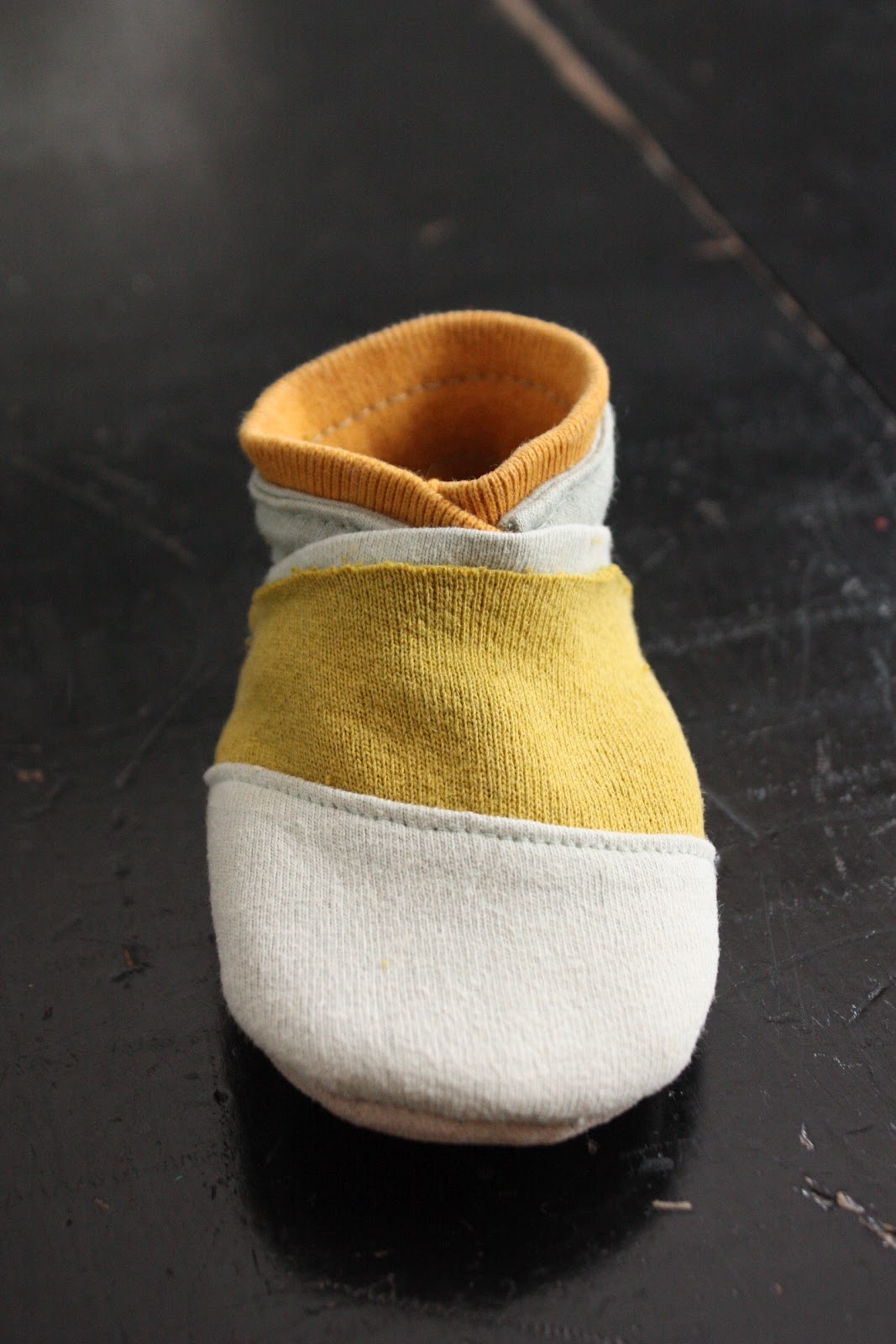 Mama Uses Needles: Shuz II