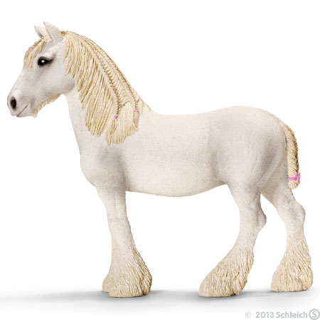 Bilingual Girl: Schleich Horses Review