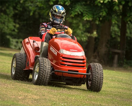 Amazing 2013: Fastest lawn mower in the world