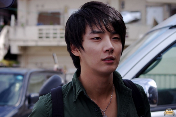 Korean Actor - Yoon Shi Yoon