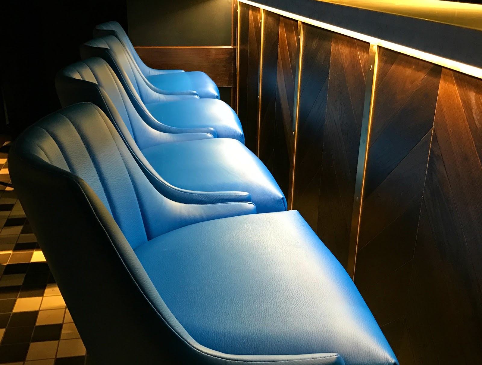 Me and my shadow: Pizza Express Live at High Holborn - A New London ...