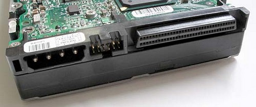 PATA (ATA) - SATA - SCSI - SAS