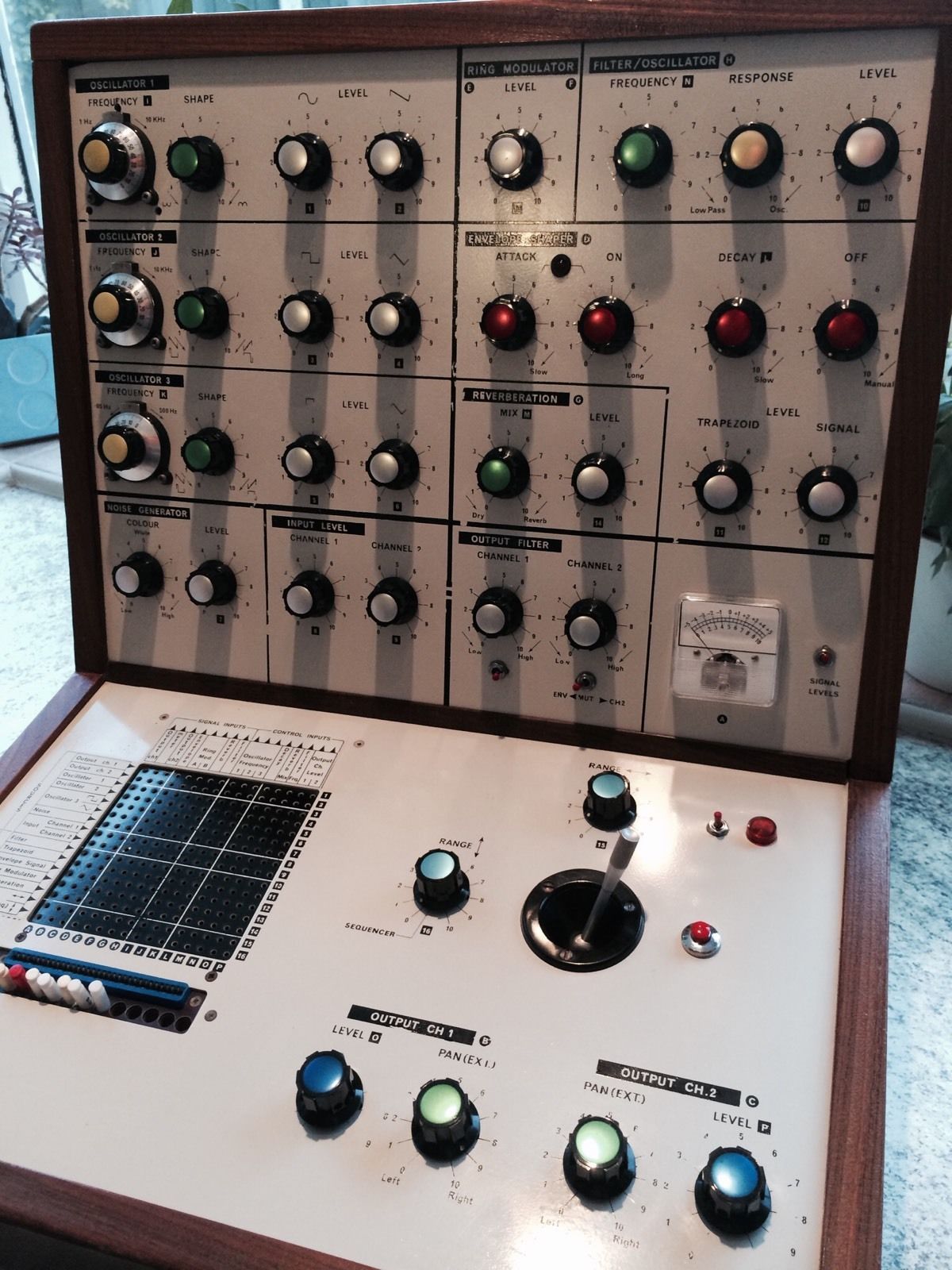 MATRIXSYNTH: 1970s EMS VCS3 Analogue Pin Matrix Synth