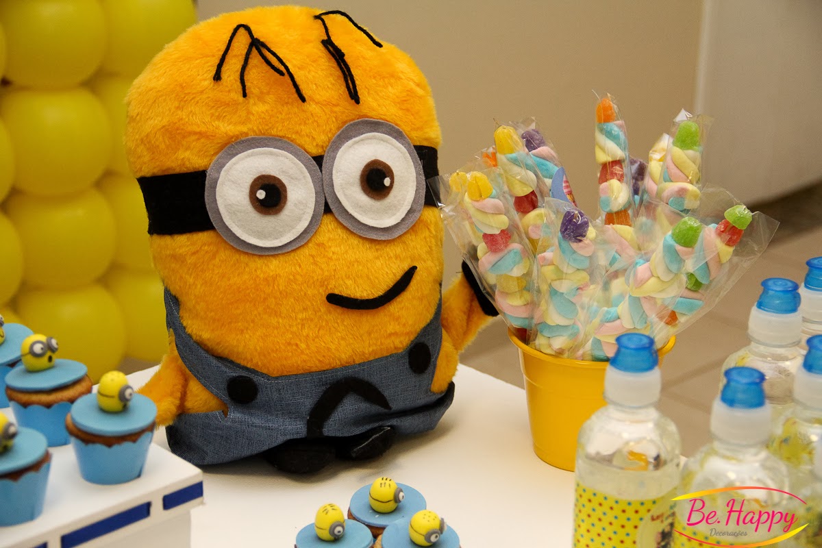 Be.Happy Decorações: Minions para Lara e Felipe