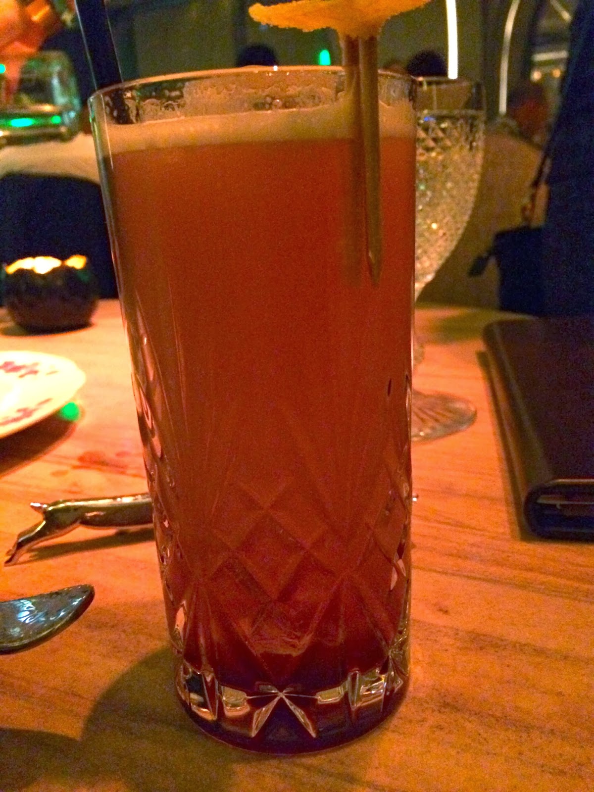 LAS VEGAS DAZE: Rose.Rabbit.Lie-It's a restaurant, it's a show, it's fun!