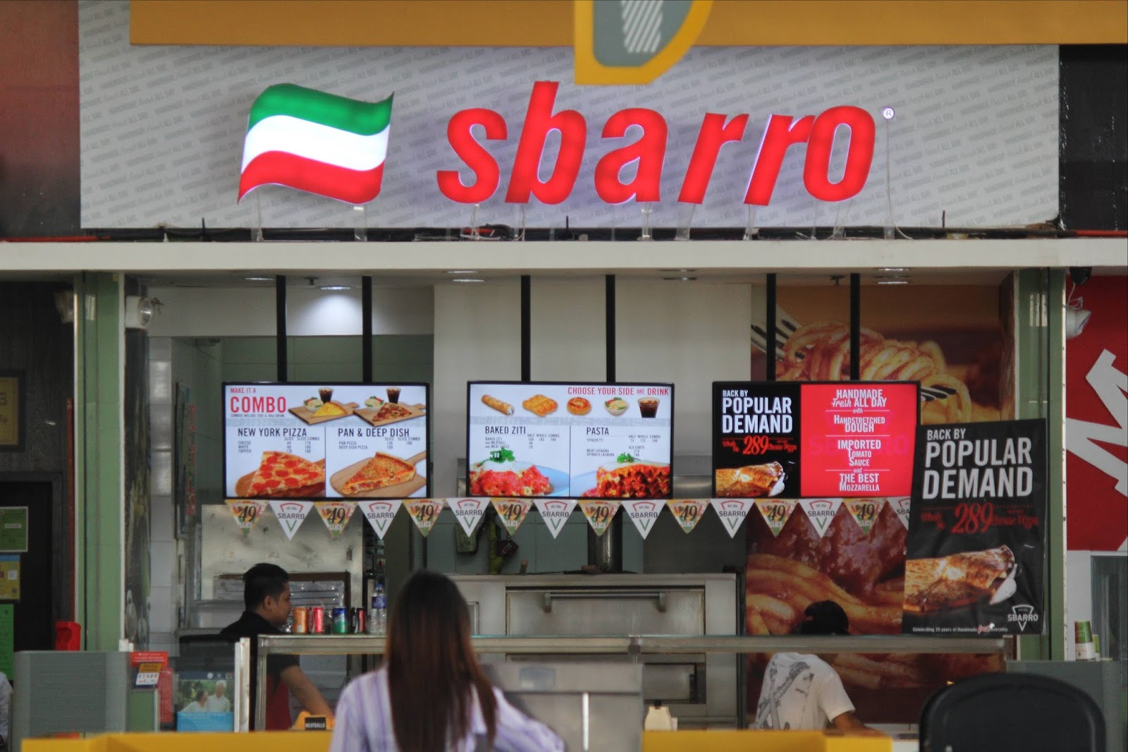Stay, Stray, Play and Feast: Sbarro SM City Naga: Italian Perfection