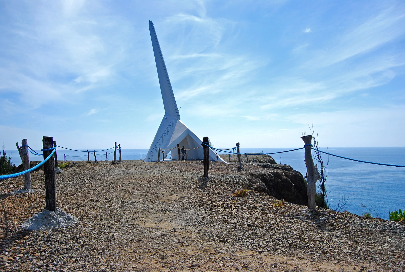 PINAY TAMBAY: Baler Probe