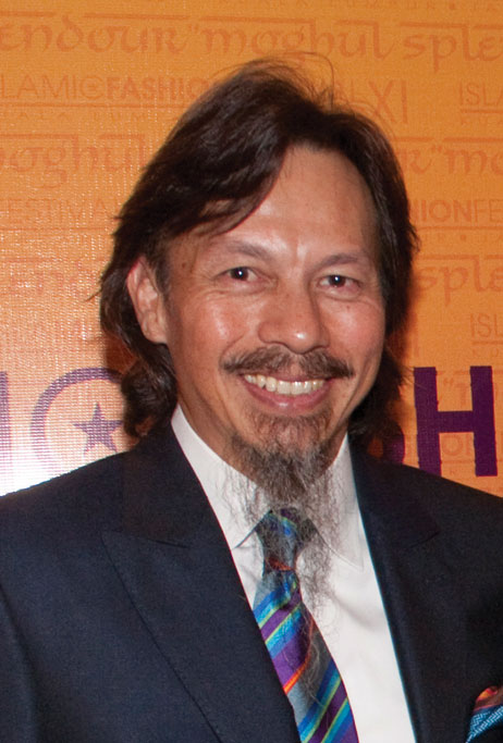 Tentang A.Z.N.E.E: Berita Kehilangan