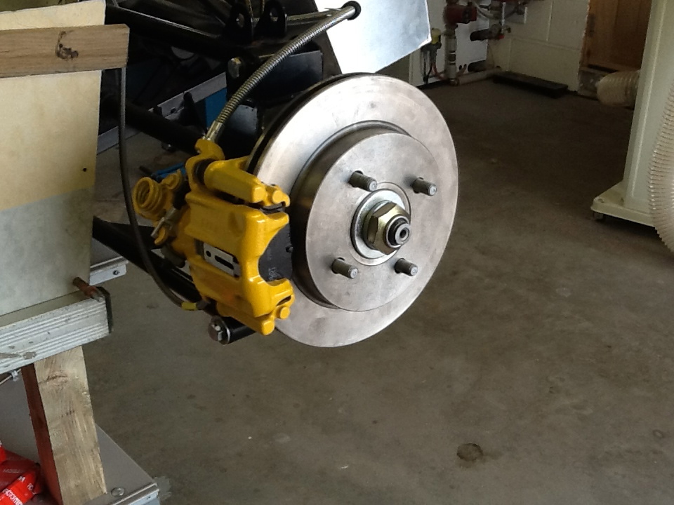 Kev and Toms GBS Zero kit car blog: Brake calipers