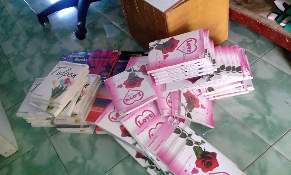 Penerbit Indie Terbaik: Cetak Buku Murah WA/SMS 082330335859 >> Telp ...