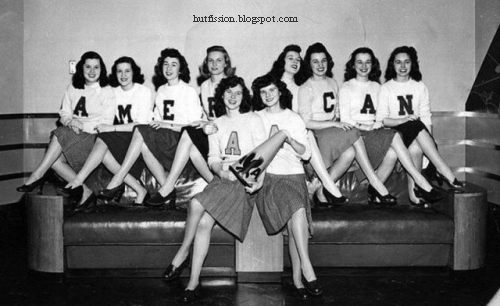 Evolution Of Cheer Leaders And Their Costumes