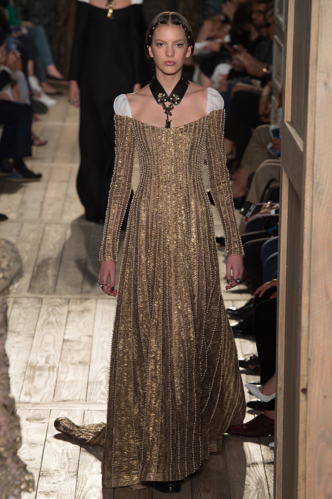 Valentino Fall 2016 Couture Fashion Show | Cool Chic Style Fashion