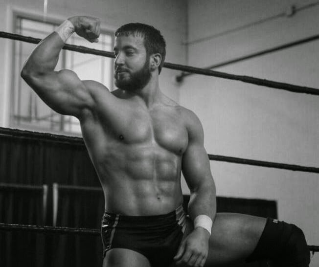 Beefcakes of Wrestling: Monday Muscle : Flex That Bicep