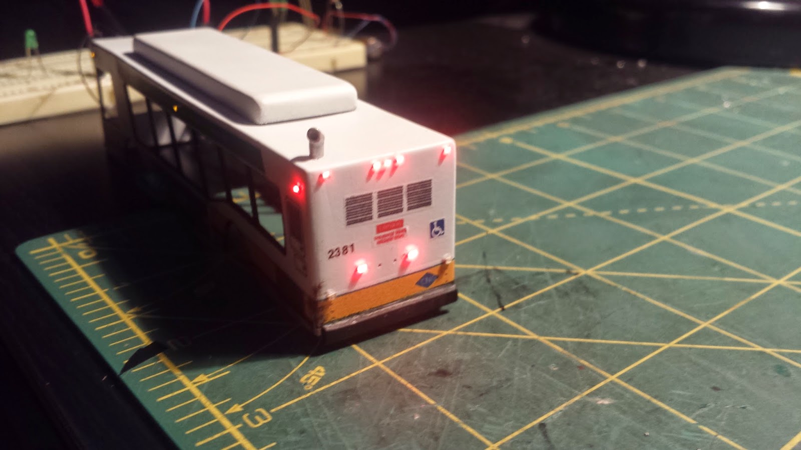 1:87 Automated Model Building: Boston MBTA Transit Bus