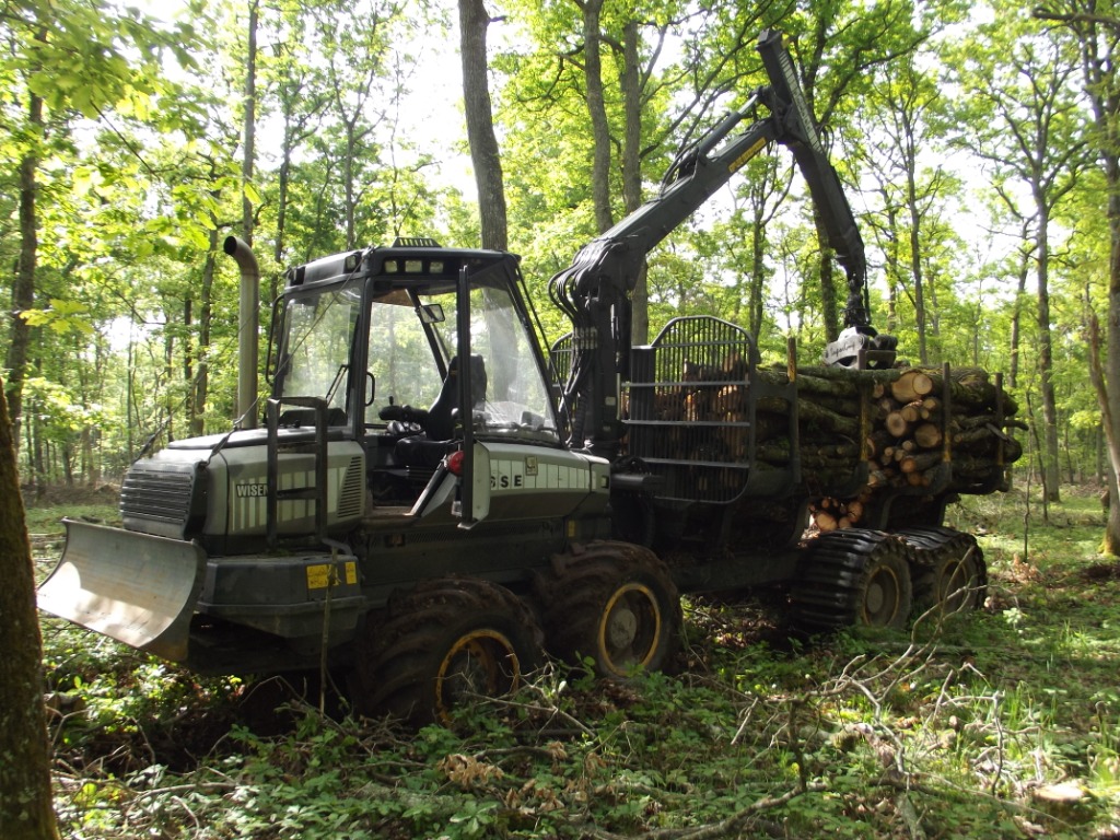 CFPPA le Chesnoy - 45200 AMILLY - Formations Conduite de Machines ...