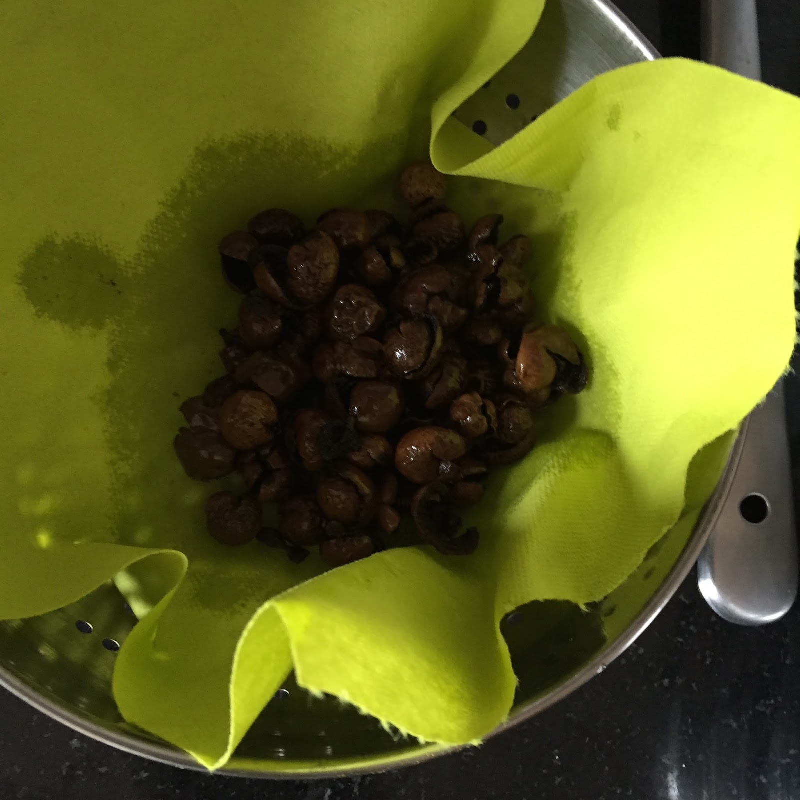 MASTERCHEFMOM: Sundakkai Vathal Kuzhambu| Traditional Turkey Berry ...