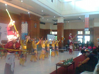 Tari Rampak Bedug, Gamelan di Taman Mini Indonesia Indah Jakarta ...