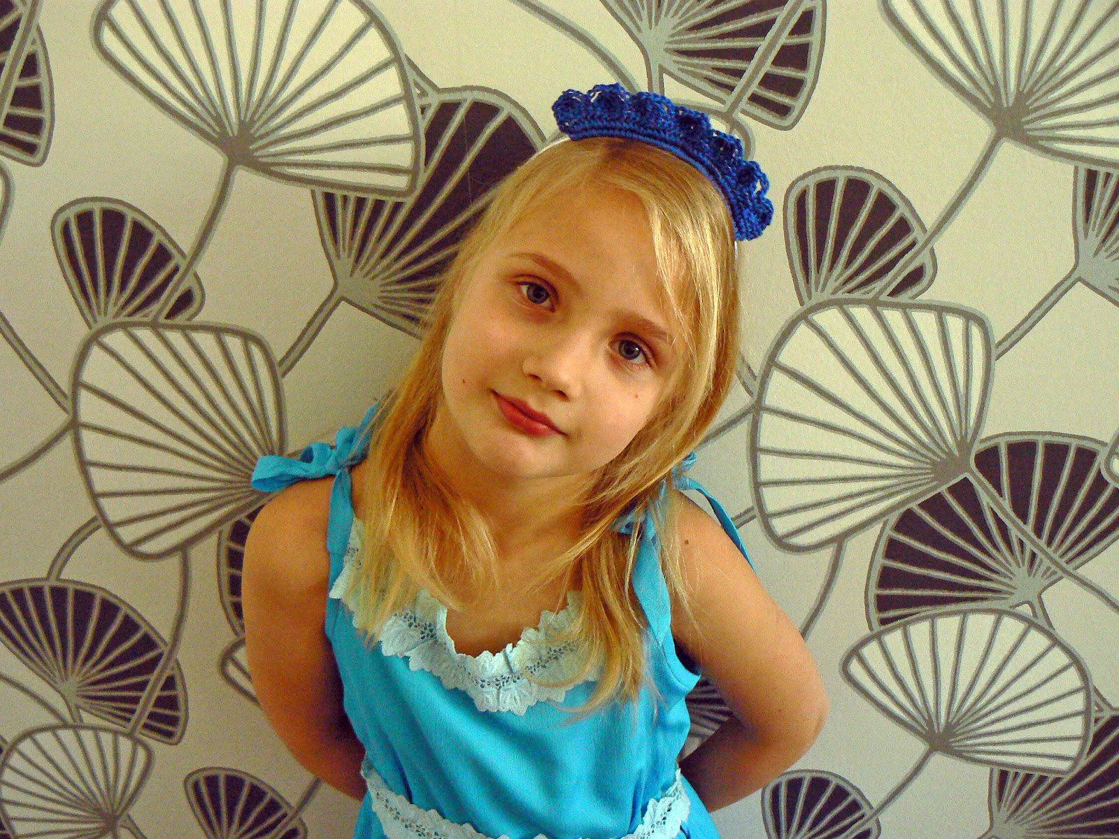 Bags, Crafts and Happiness: Crowns!