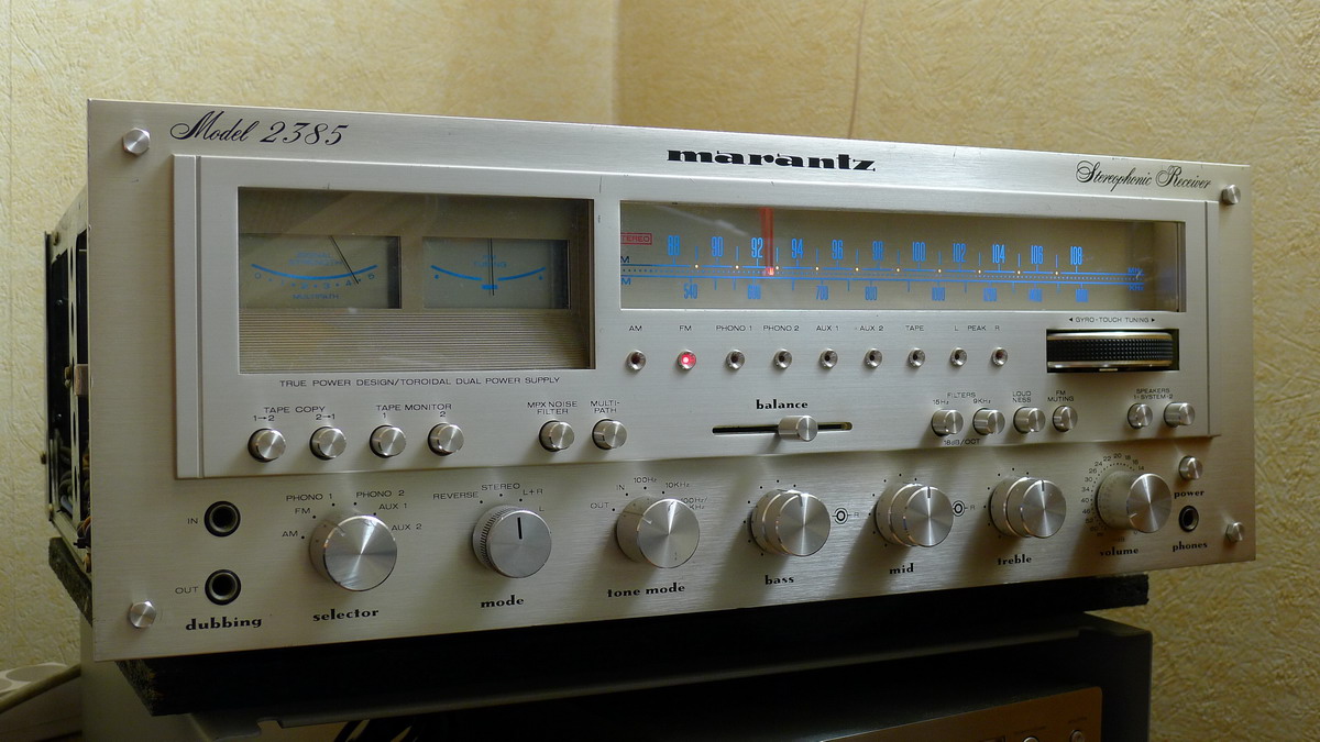 Audiotronik: Ampli tuner MARANTZ 2385