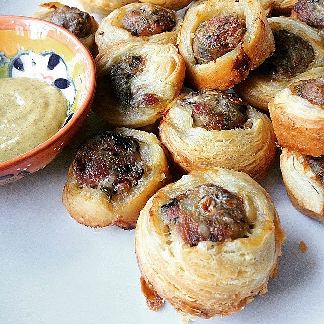 Super Bowl Snacks: Hogs in a Blanket