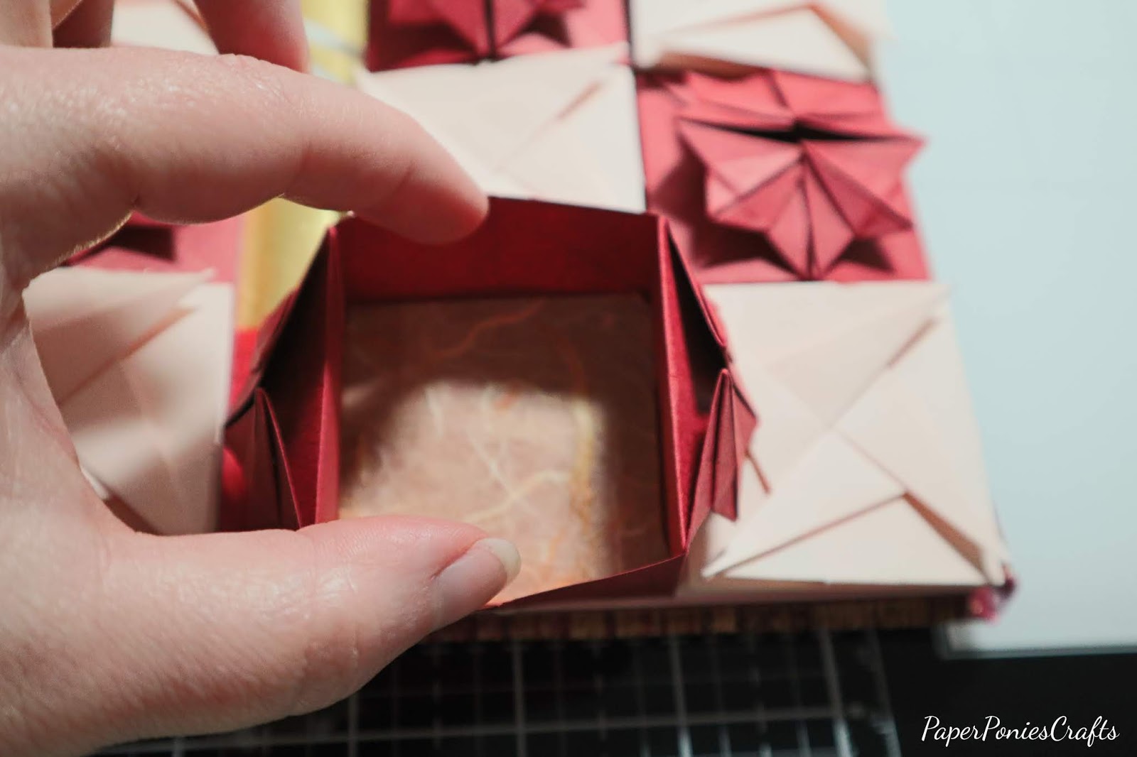 Paper Ponies: Chinese Thread Book-Zhen Xian Bao