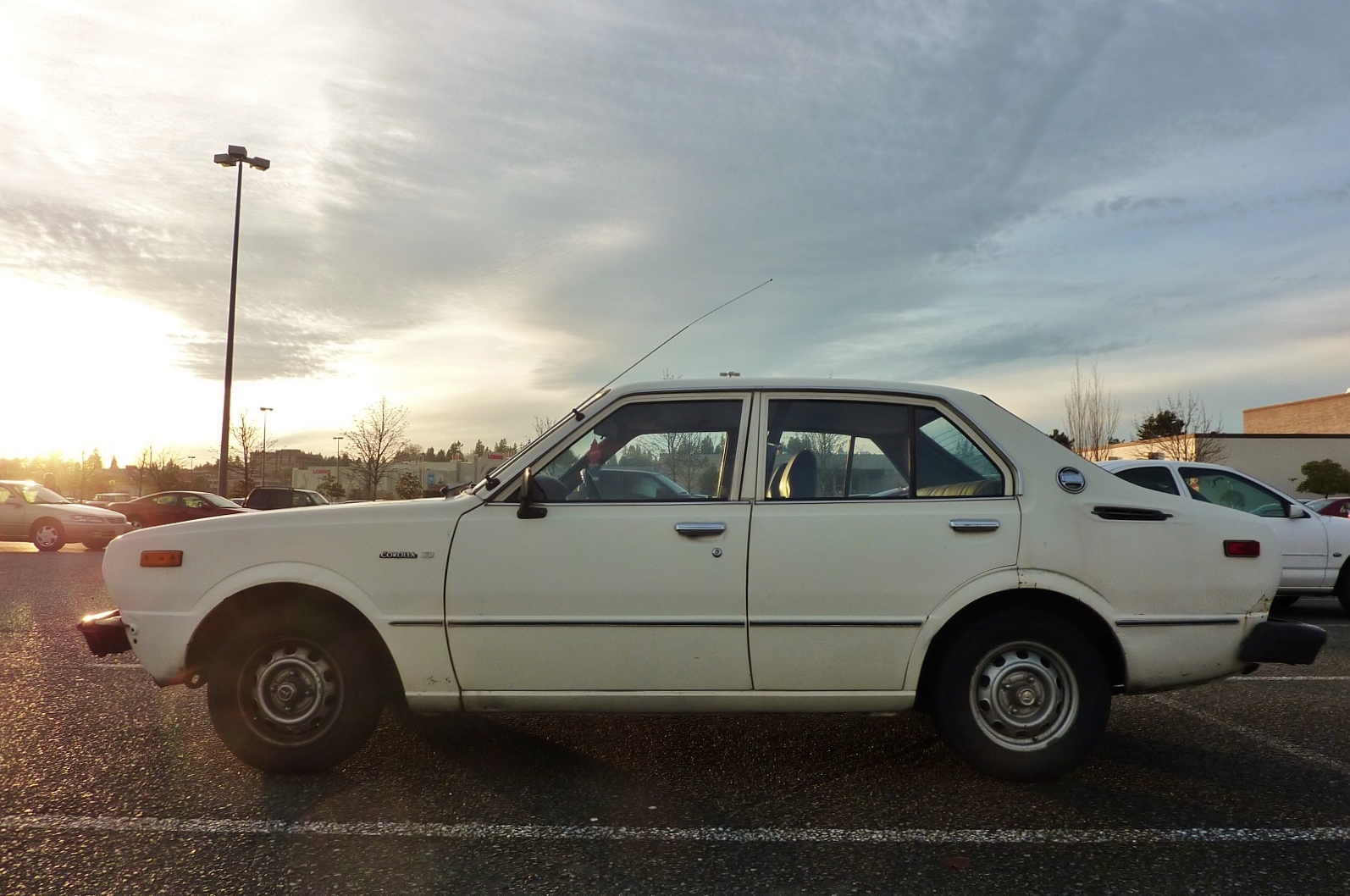 Seattle's Parked Cars: 1978 Toyota Corolla Sedan