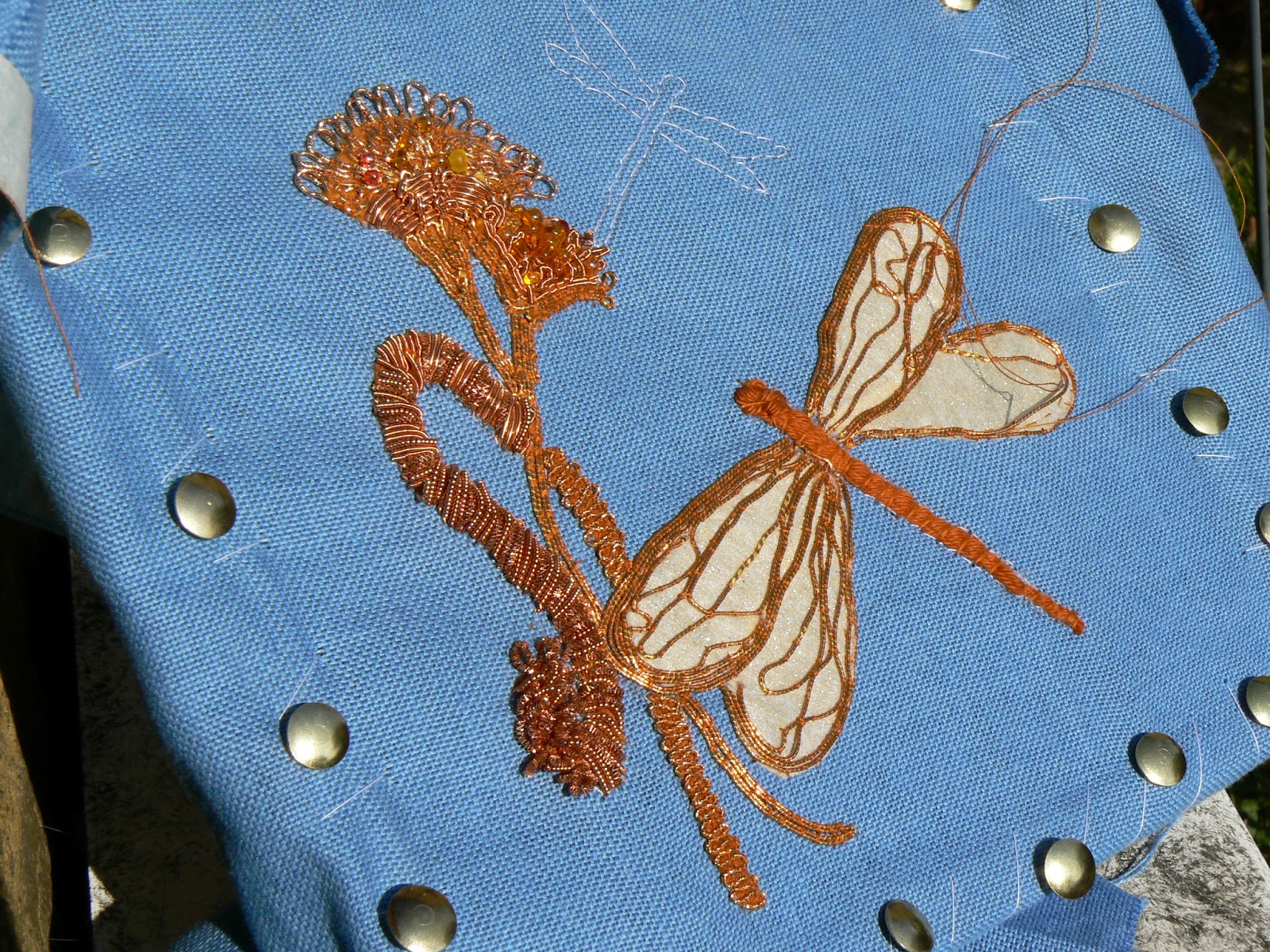 DREAMTIMEMAKES crafting life: GOLDWORK project - the dragonfly comes to ...