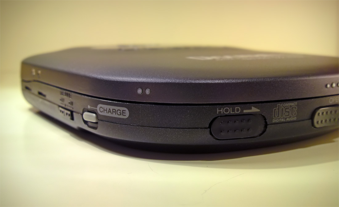 Marlene's Musings: Review: Sony D-121, Sony D-EJ 250, Sony D-EJ 725 ...