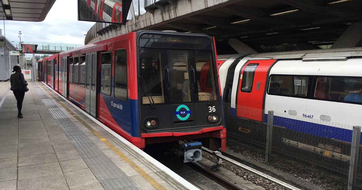 The Railway Photo Blog: DLR (1) : Canning Town
