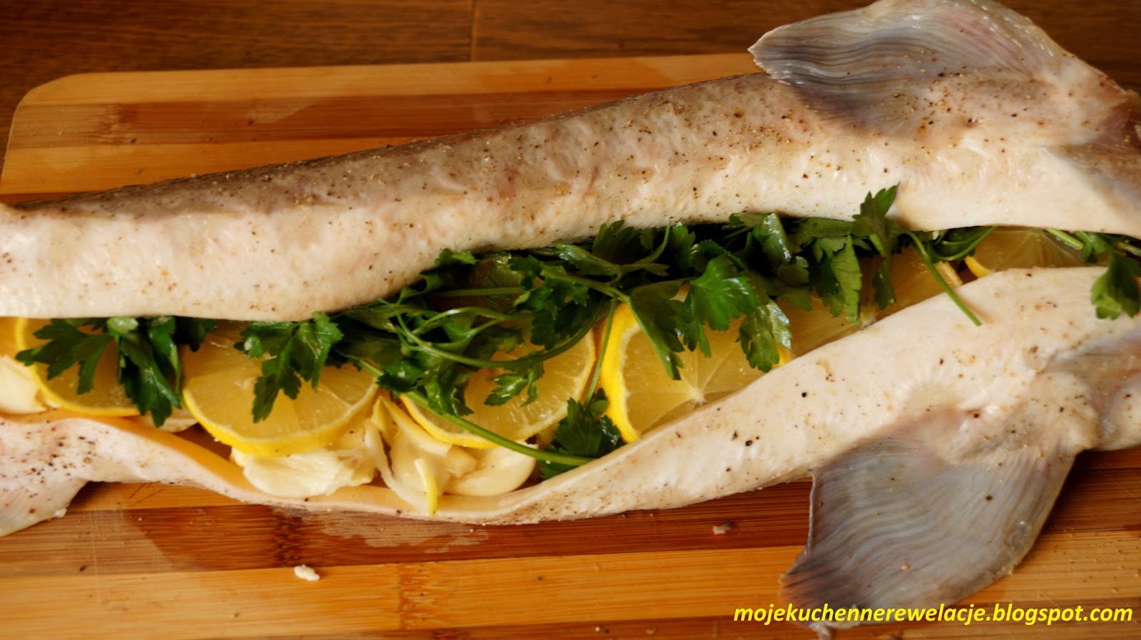 Moje Kuchenne Rewelacje : Jesiotr pieczony w niskiej temperaturze
